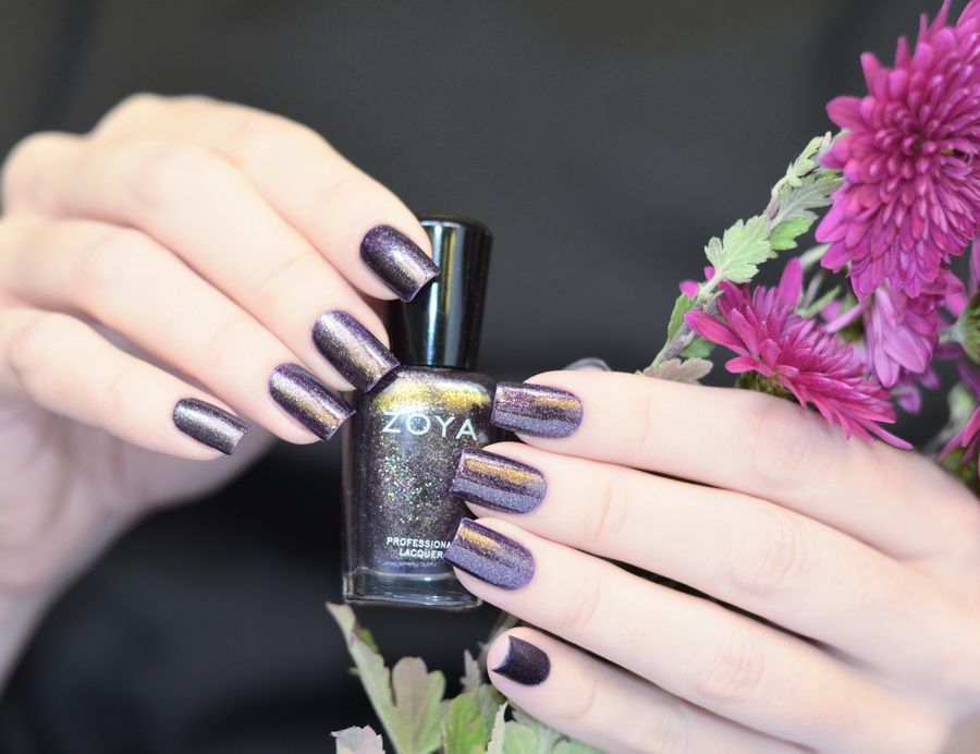 Rysichka: Zoya Sansa