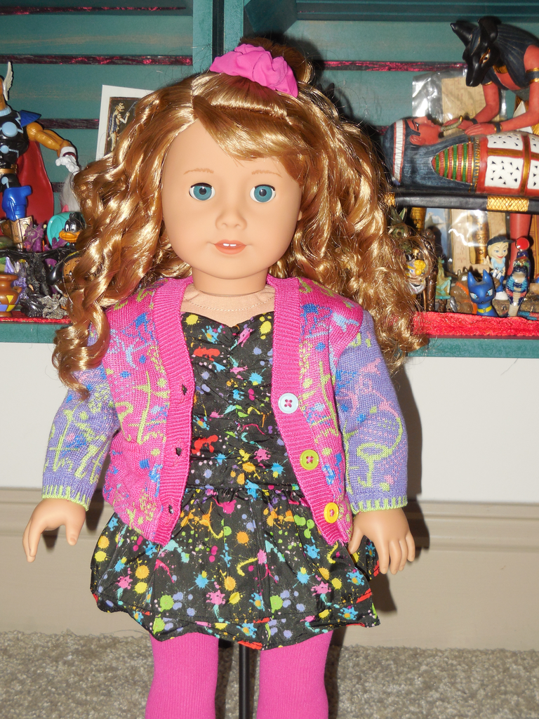 Veni Vidi Dolli: REVIEW: American Girl Courtney (plus a Nanea outfit)