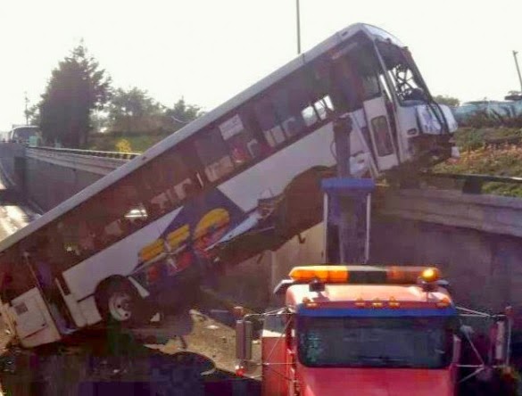 Clavado mortal de camión en Av. Tecnológico y Las Torres Metepec ...