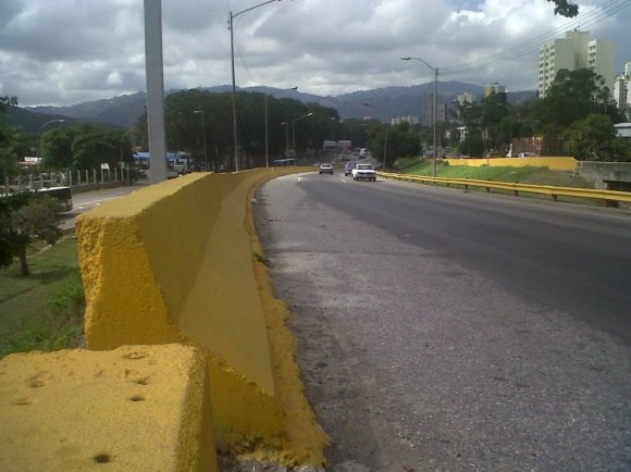 Constructora ProyecPlus Venezuela: Brocales y su función