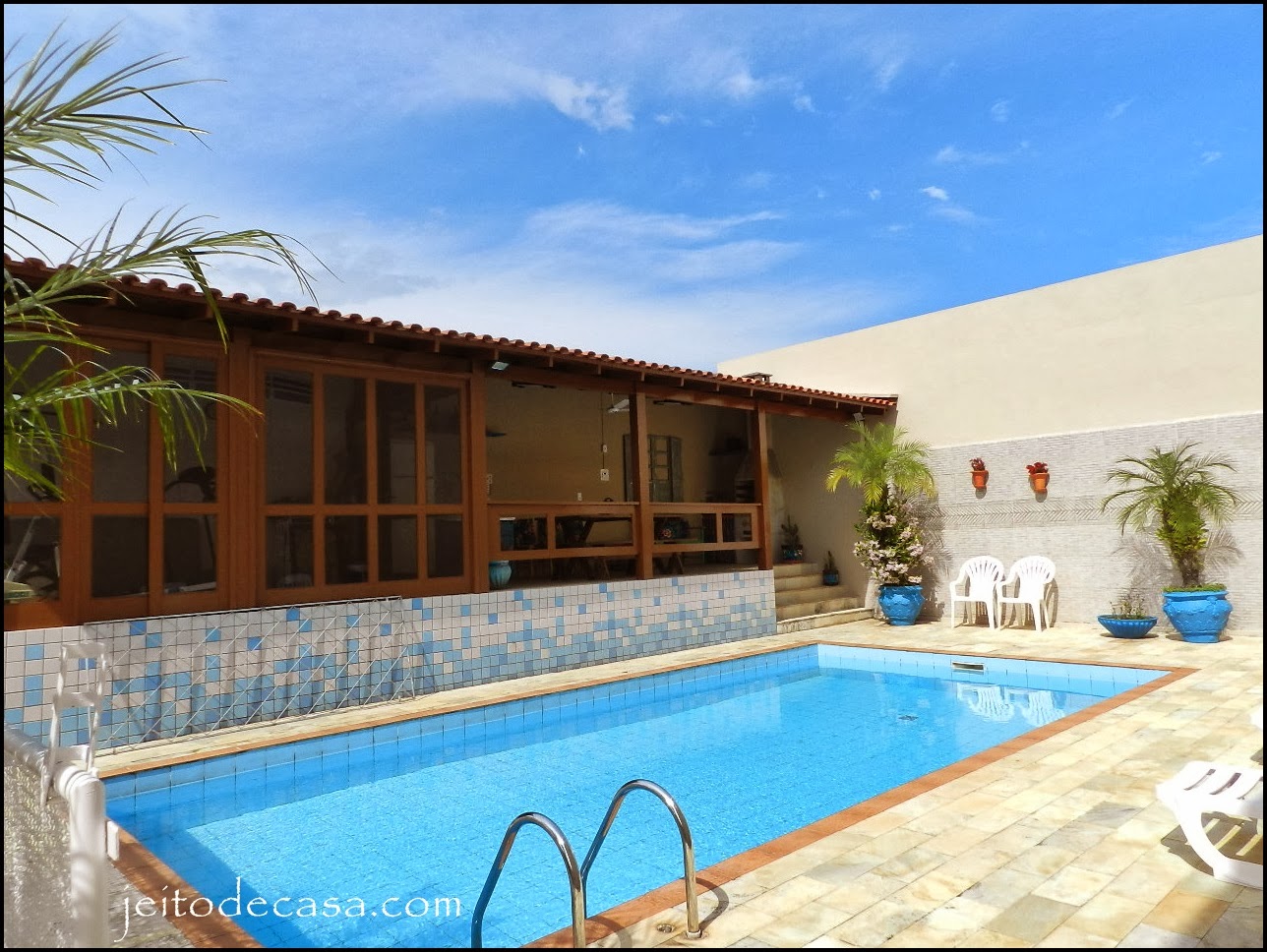 Decoração De Area De Lazer Com Piscina E Churrasqueira