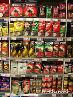 AD410 Nescafe: SWOT Analysis และ 4 P's