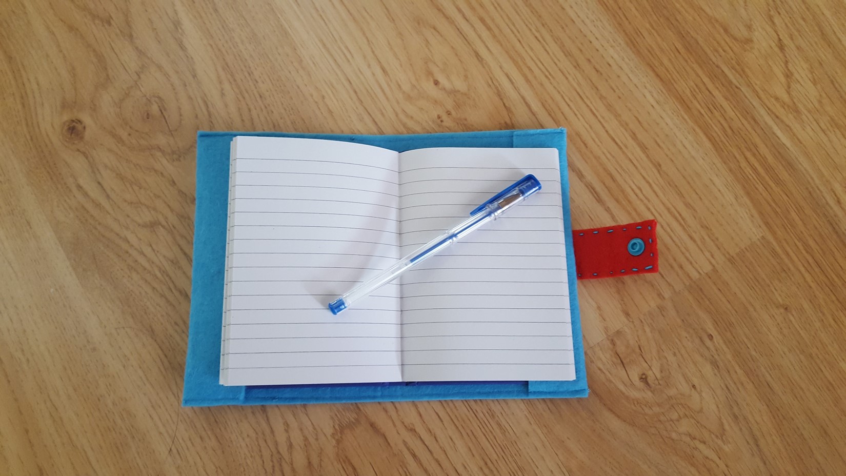 DIY Retro Notebook Cover with Pen Pocket |Keeping it Real
