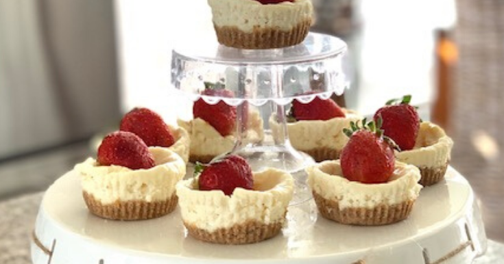 Keto Vanilla Cheesecake Cupcakes #twentycheesecakes | Our Good Life