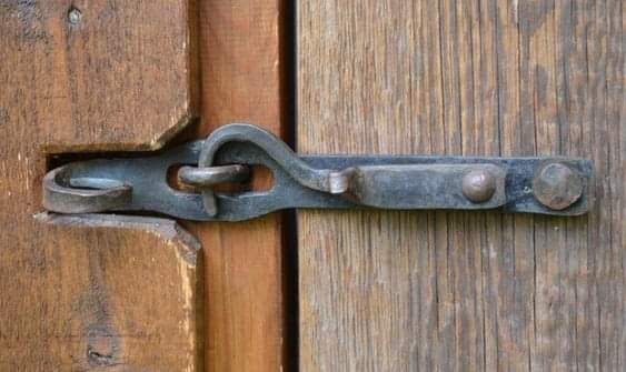 diy door key lock idea