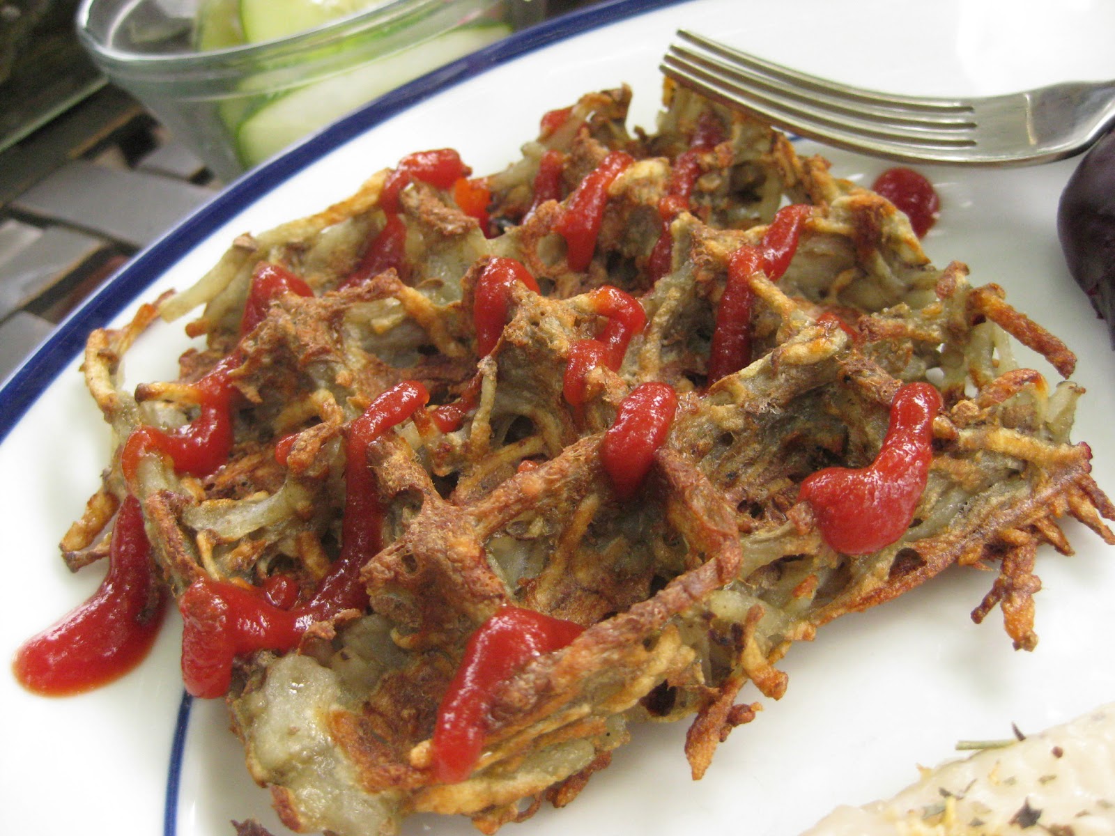 Sweet Peas and Pumpkins: Easy Hash Brown Waffles