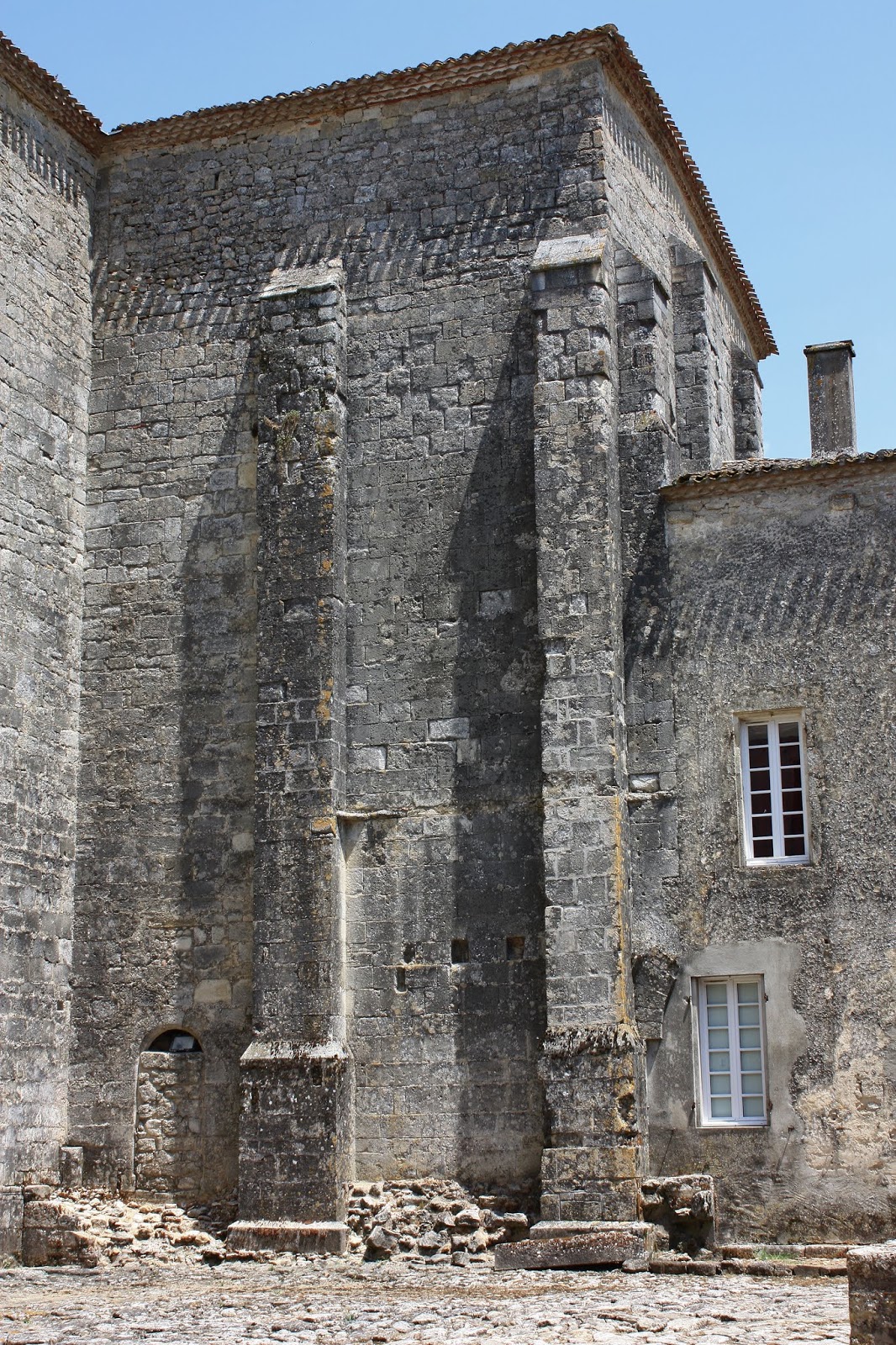 Atlas roman: Saint-Ferme - Eglise abbatiale Notre-Dame-de-la-Nativité (33)