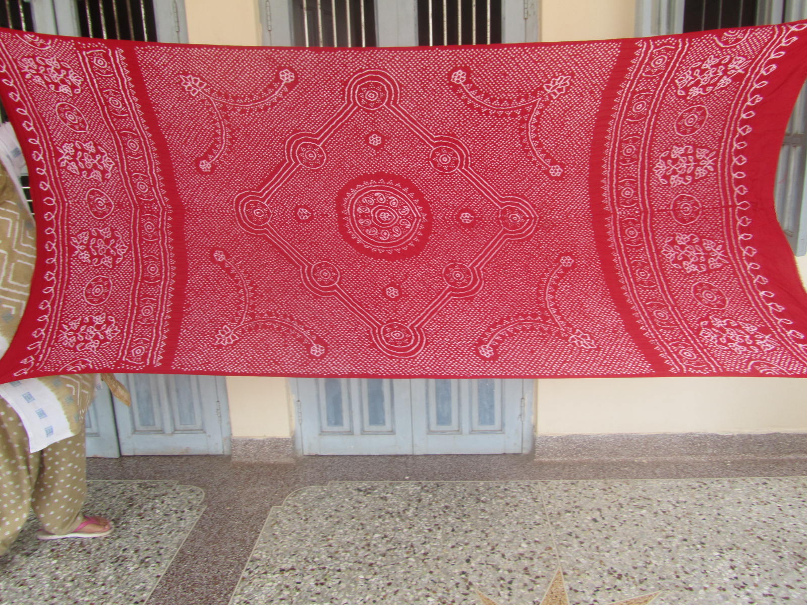 Kutchhi Hand Tie Dyed bandhani , shibori , clamp dyeing , block print ...