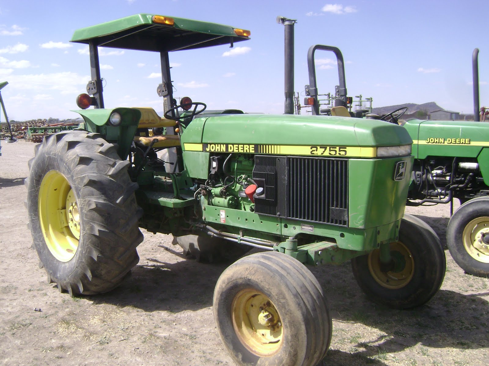MAQUINARIA AGRICOLA INDUSTRIAL: Tractor John Deere 2755 de 1990 Turbo ...