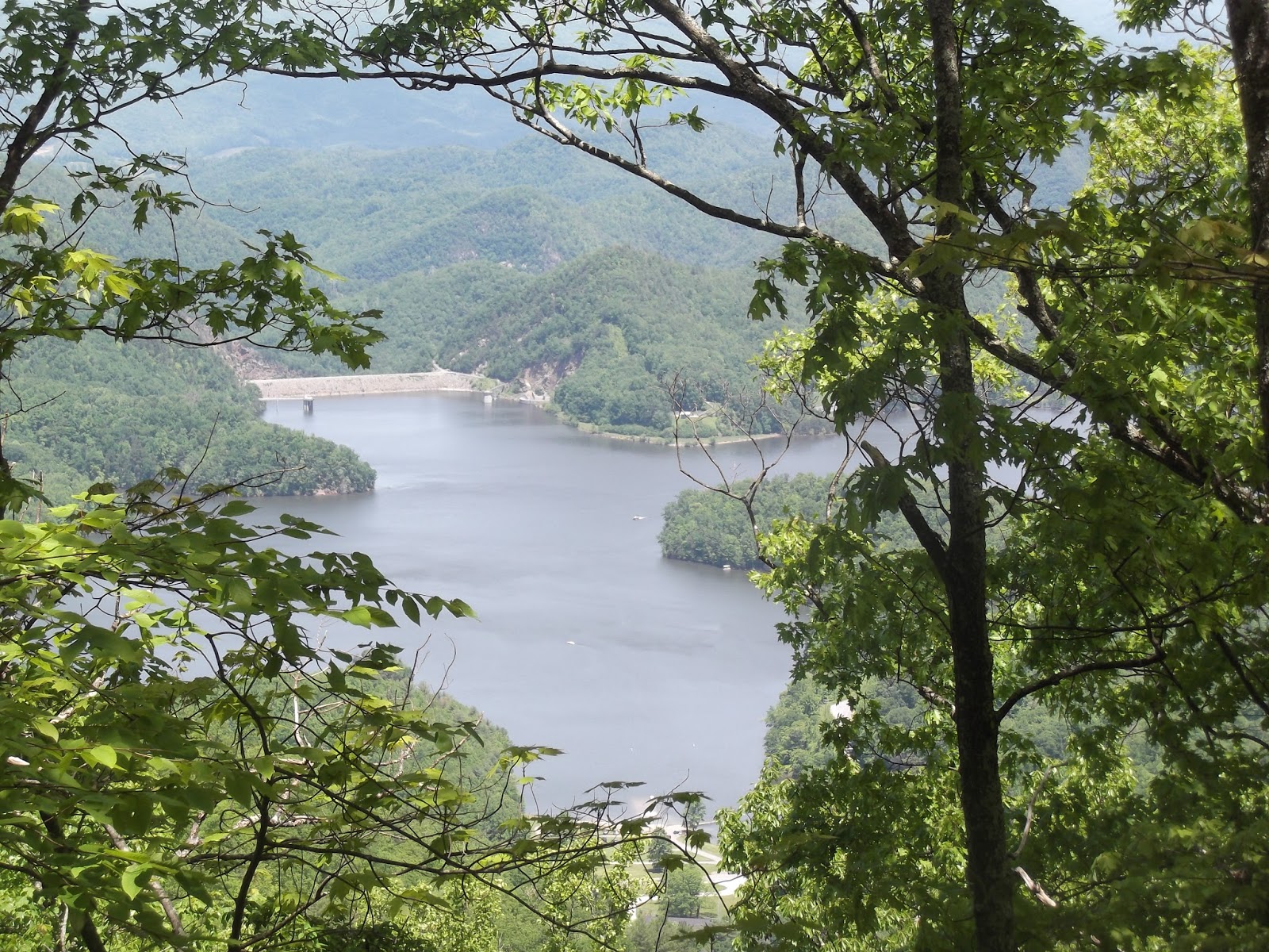 Appalachian Trail Section hiking: Wilbur Dam Road to Dennis Cove Road ...