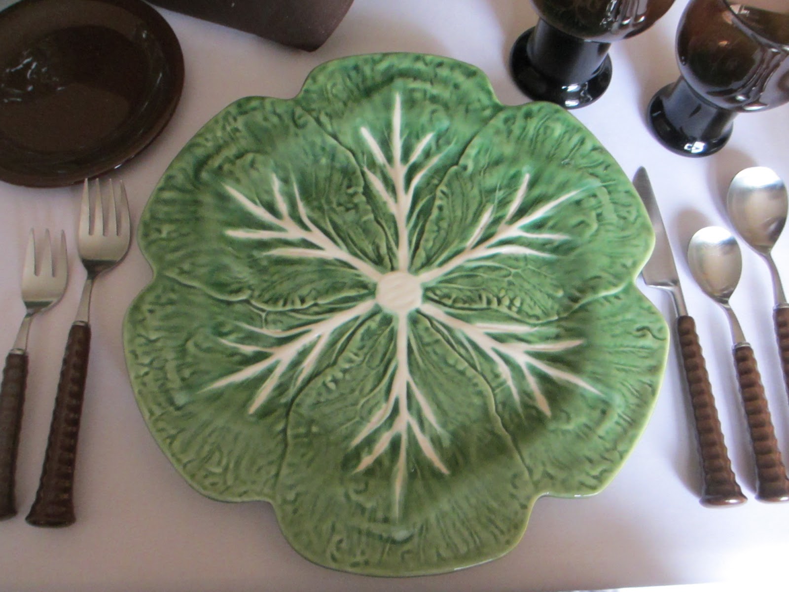 The Welcomed Guest: Fiesta(ware) and Bordallo Cabbage Table