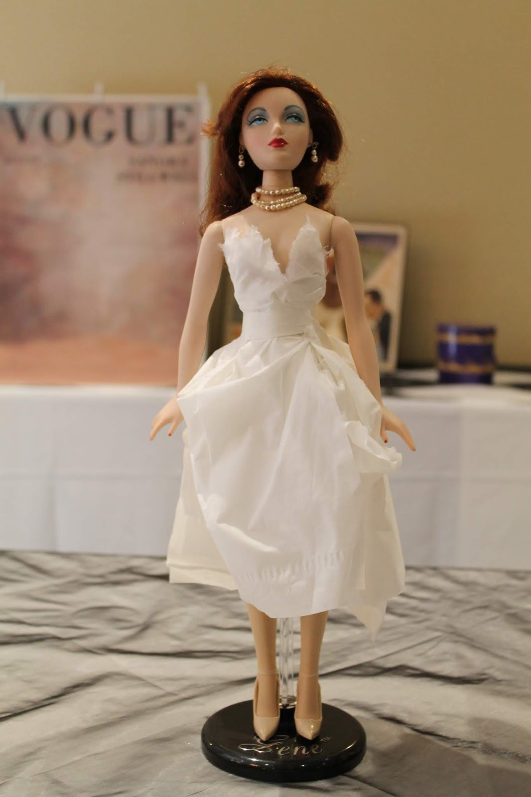 Sandra Stillwell Presents...: RE: The Paper Dress Challenge