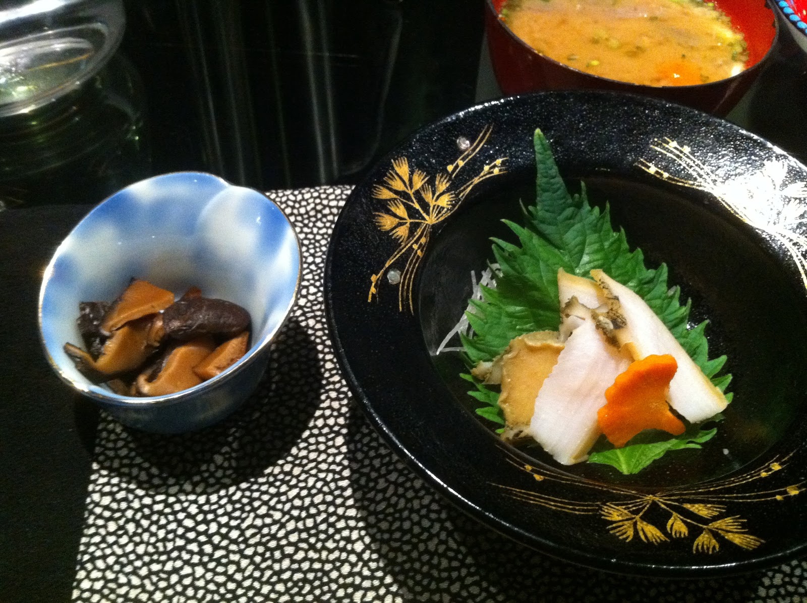 not drinking poison in paris: assimilate this: guilo guilo, 75018