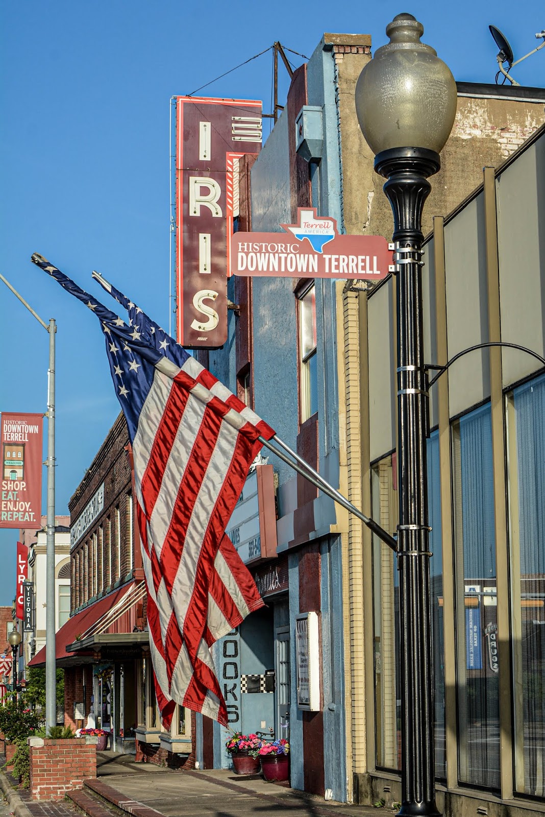 Terrell Daily Photo: Downtown Terrell