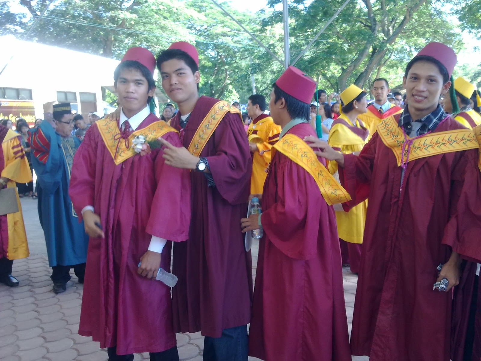 Sen. Antonio Trillanes IV Speaks in the 33rd Commencement Exercises of ...