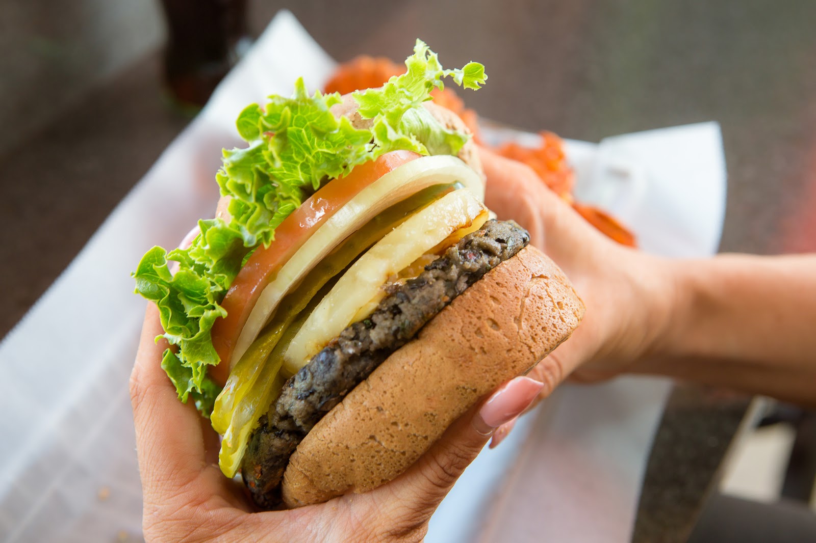 Sept. 18 | Celebrate Nat'l Cheeseburger Day with Free Burgers ...