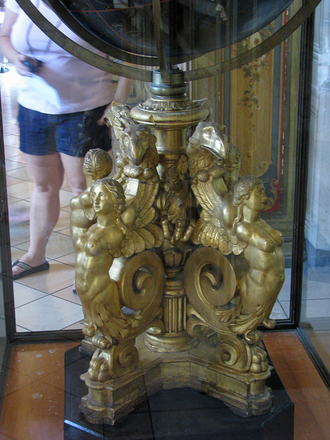 The Bell Curve of Life: Rome: Vatican Museum - Religious Artifacts