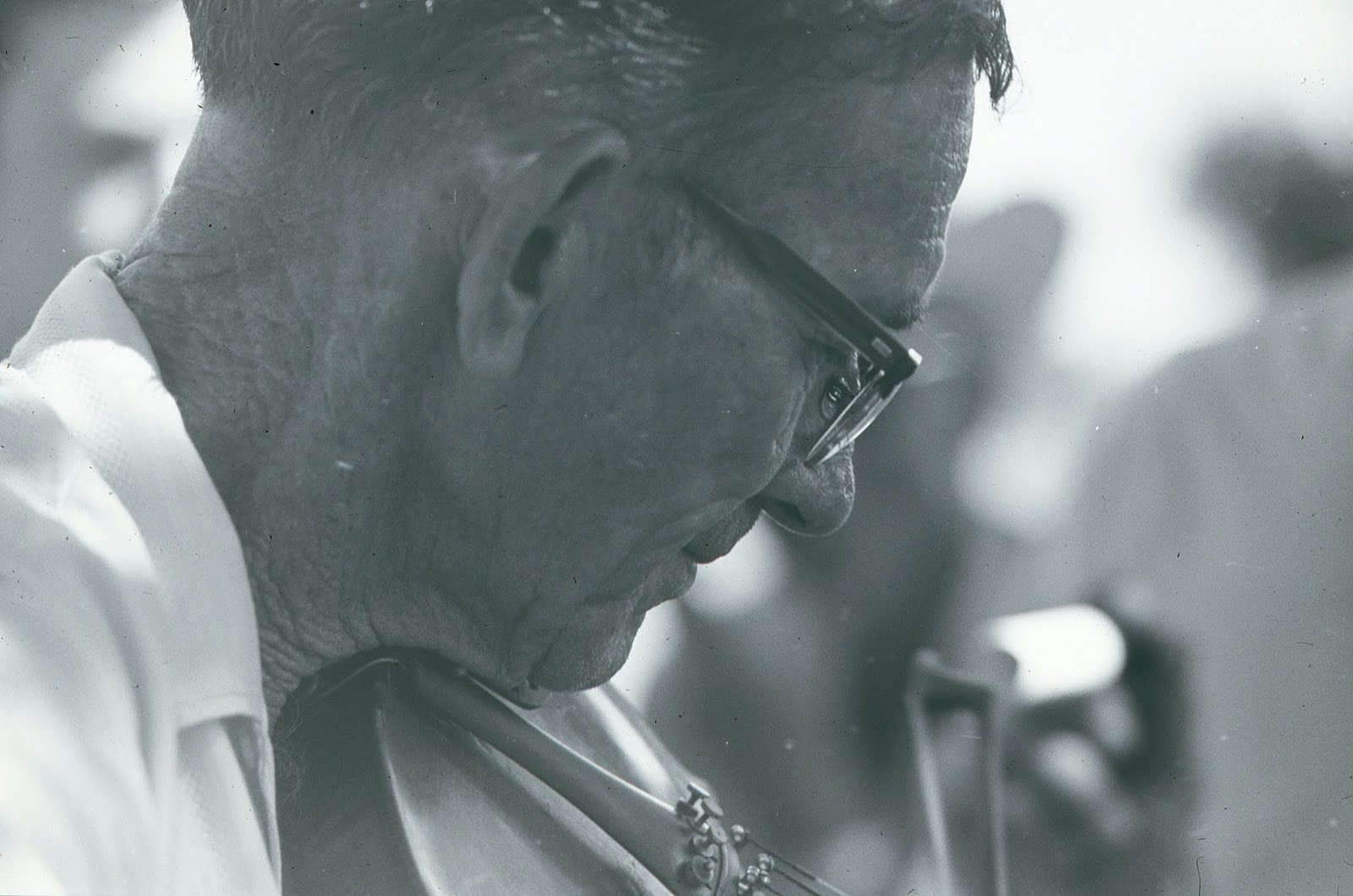 Benny Thomasson - A Radio Portrait of an Old-Time Fiddler