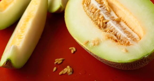 Beneficios de comer melón en verano