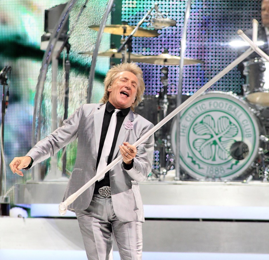 Actuación de Rod Stewart en el Universal Music Festival | Long Play 80