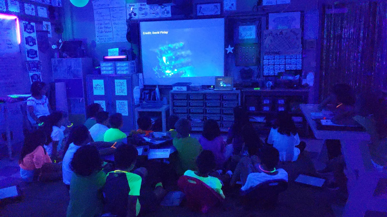 A Glow Day Classroom Transformation | Kaylynn's Place