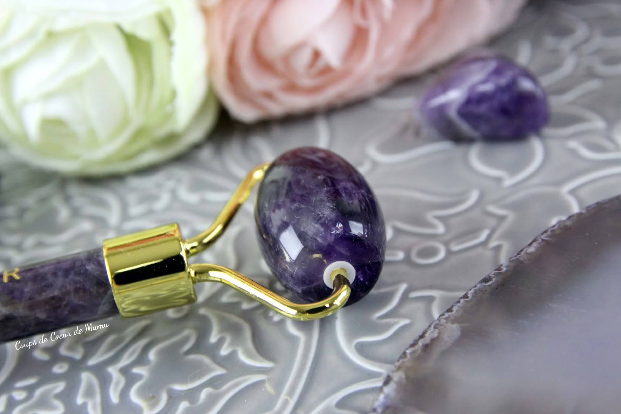 A la découverte du Rouleau de Jade et du Gua Sha en Améthyste de Jade ...