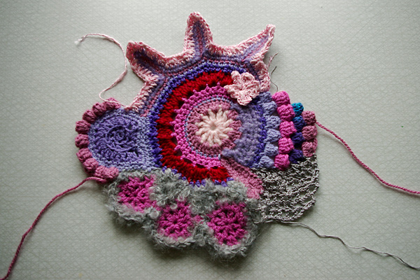 Monicas virkade värld: Fri virkning/Freeform crochet