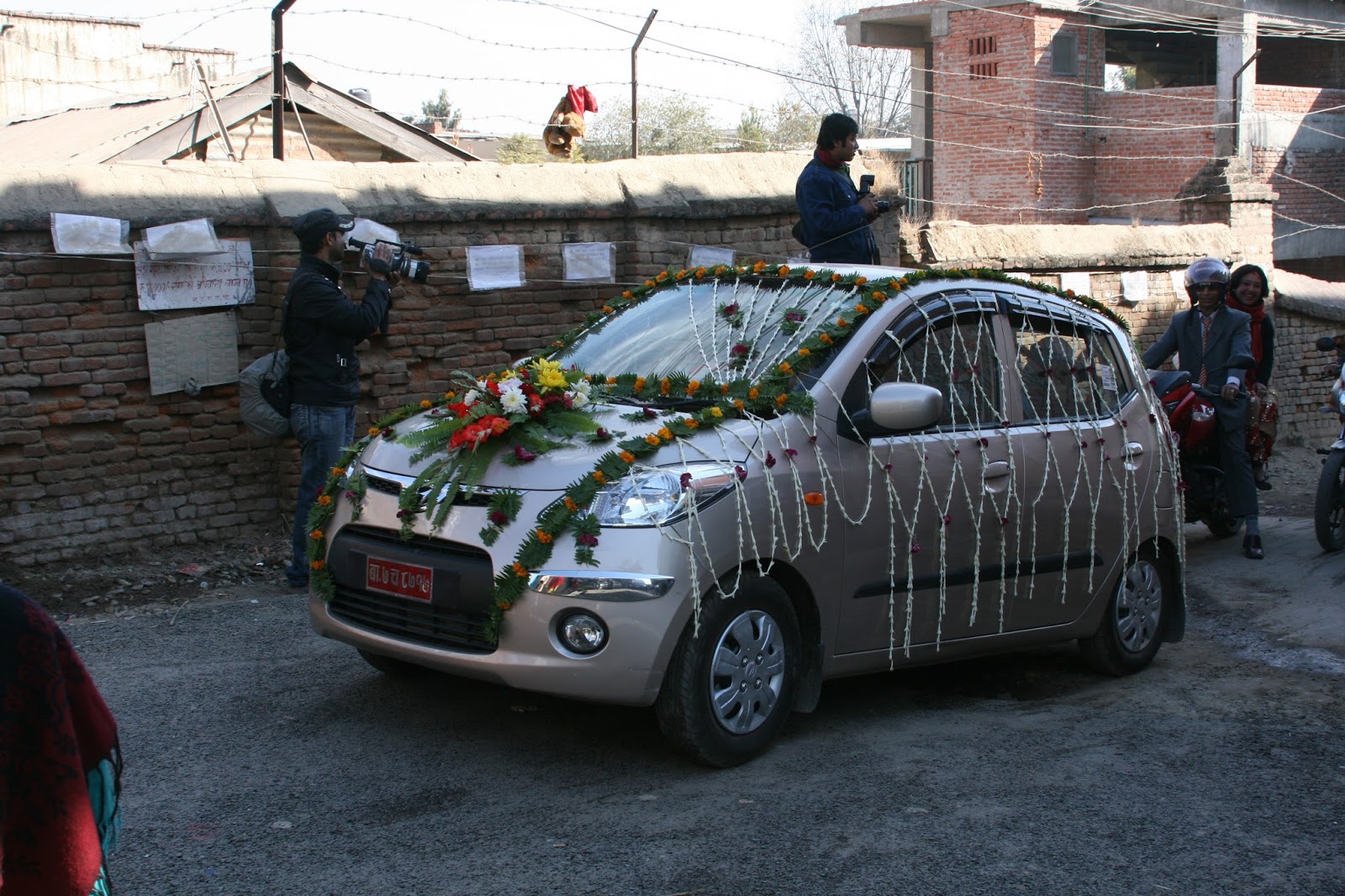 Mountain Mama Teaching: Vehicles in Nepal