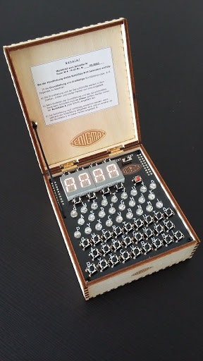 Arduino Enigma Machine Simulator : PicoEnigma, a Universal Enigma Machine simulator in under 10x10cm