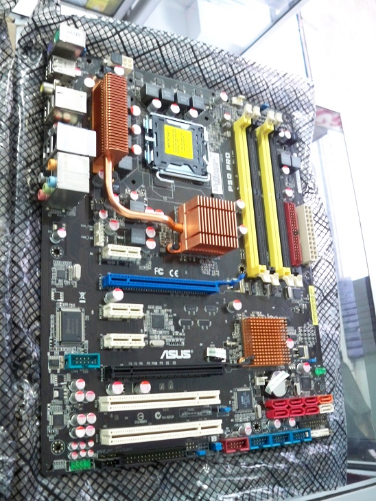 Feyohoo: Jual Part Komputer: [0015] Motherboard Intel LGA 775 Asus P5Q ...