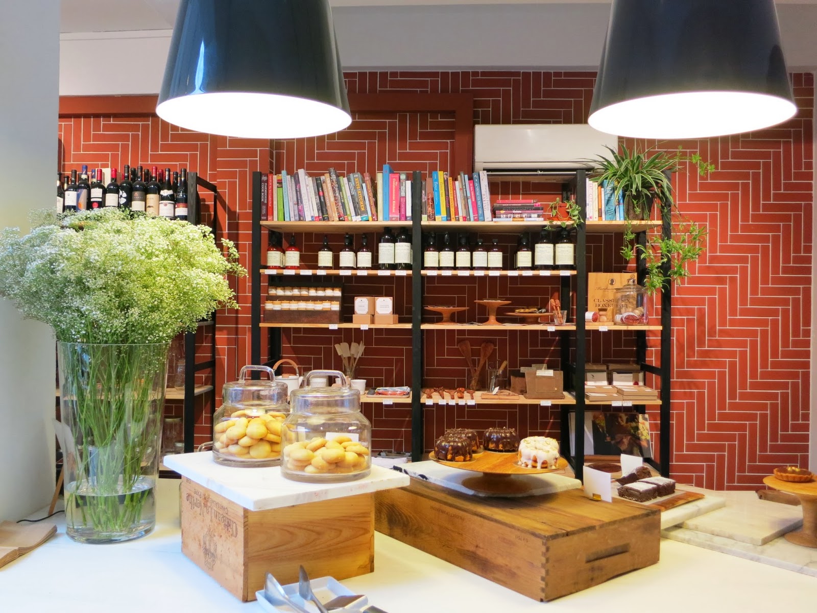 PinkyPiggu: Plain Vanilla Bakery @ Tiong Bahru ~ Best Cupcakes In ...