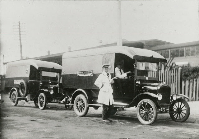 History Mystery Monday: Who drove the first buses from Essendon Station?