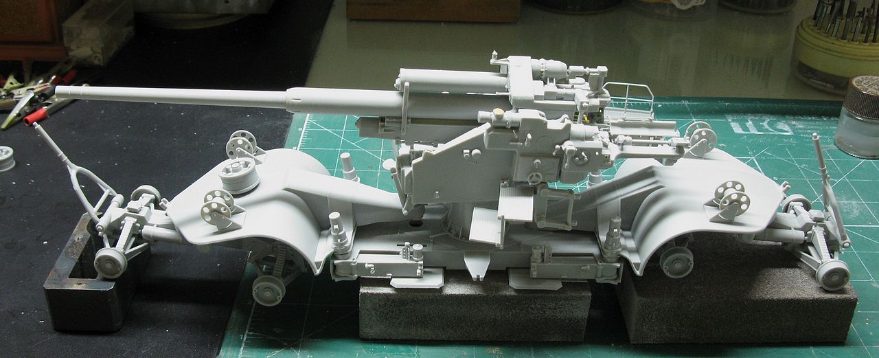 Panzerserra Bunker- Military Scale Models in 1/35 scale: 12.8 cm FlaK ...