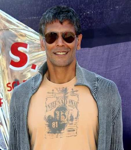 Shirtless Bollywood Men Milind Soman