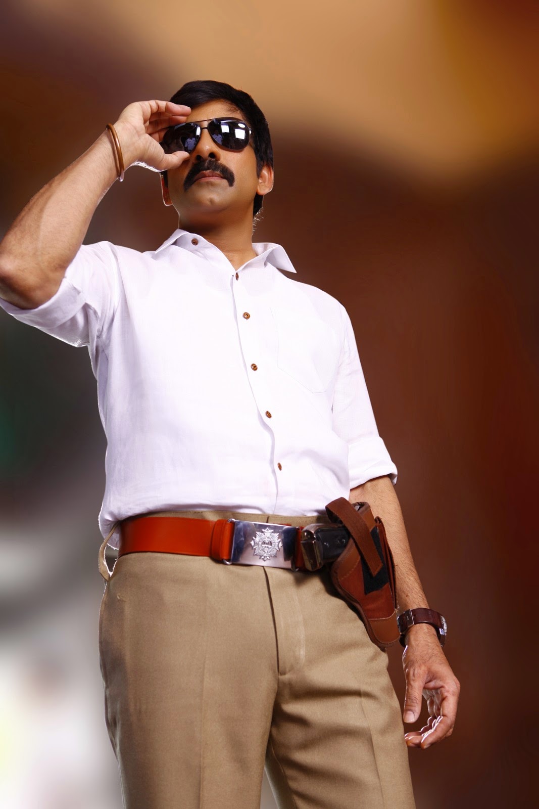 CAP: Actor Ravi Teja HD Photos