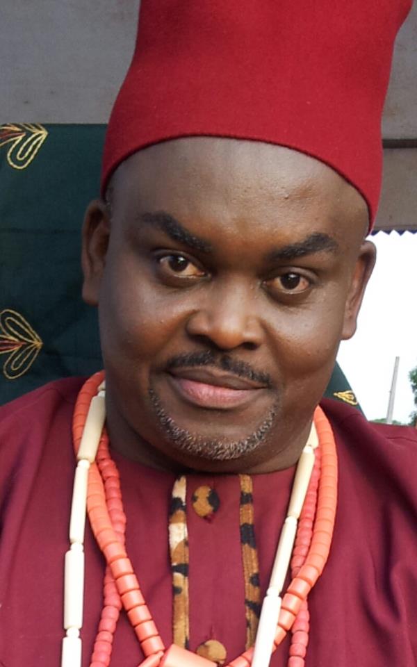 POD'S DESK BLOG: MY OWN SIDE OF THE STORY - ACTOR SOLOMON AKIYESI