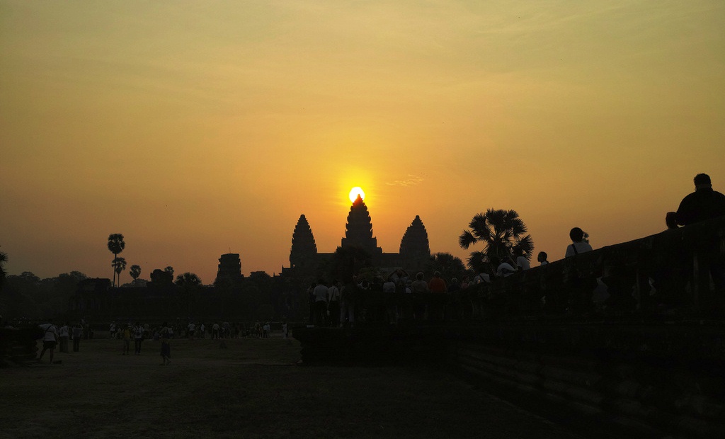 GOLDEN ANGKOR WAT, SIEM REAP, KINGDOM OF CAMBODIA - CAMBODIA