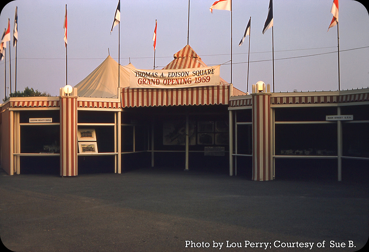 GORILLAS DON'T BLOG: Edison Square Display, 1958