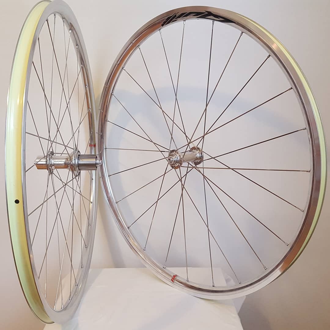 VELOCITY QUILL TUBELESS CLINCHER RIM