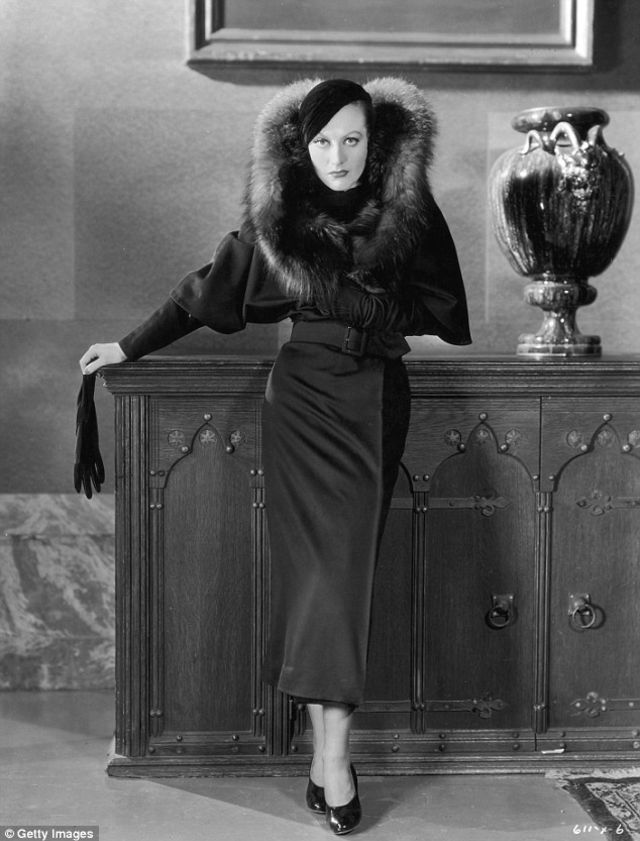 26 Gorgeous Publicity Photos of Joan Crawford for “Letty Lynton” in ...