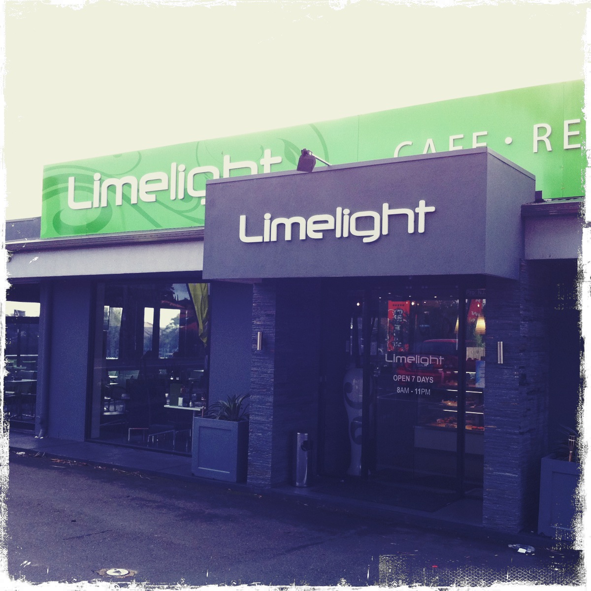 Eat. Play. Shop.: Eat. @ Limelight Cafe
