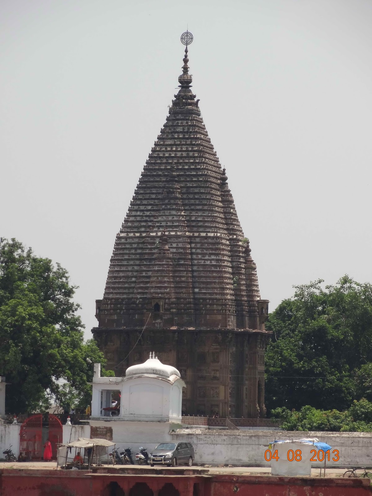 Varanasi: Durga Temple