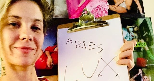 Bumming with Aries Lux