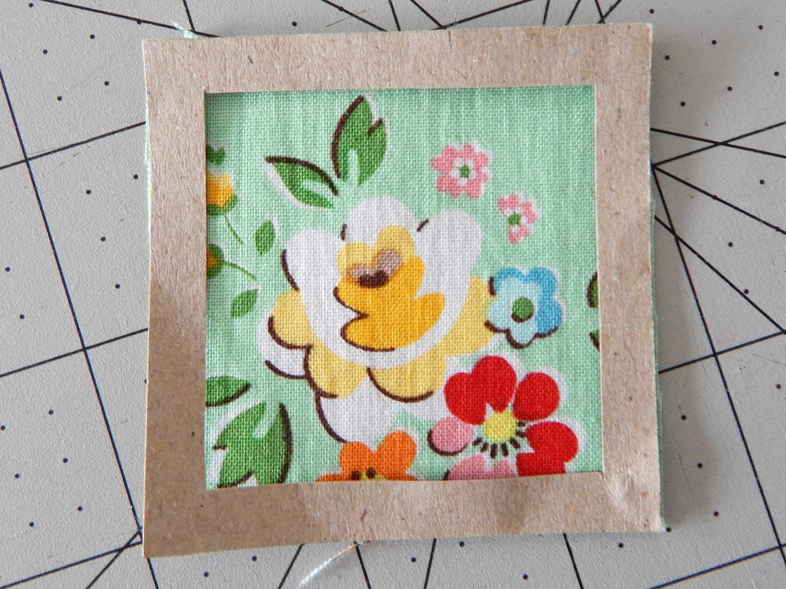 Modern Cologne Quilters: Polaroid-QAL- was ist fuzzy cutting?