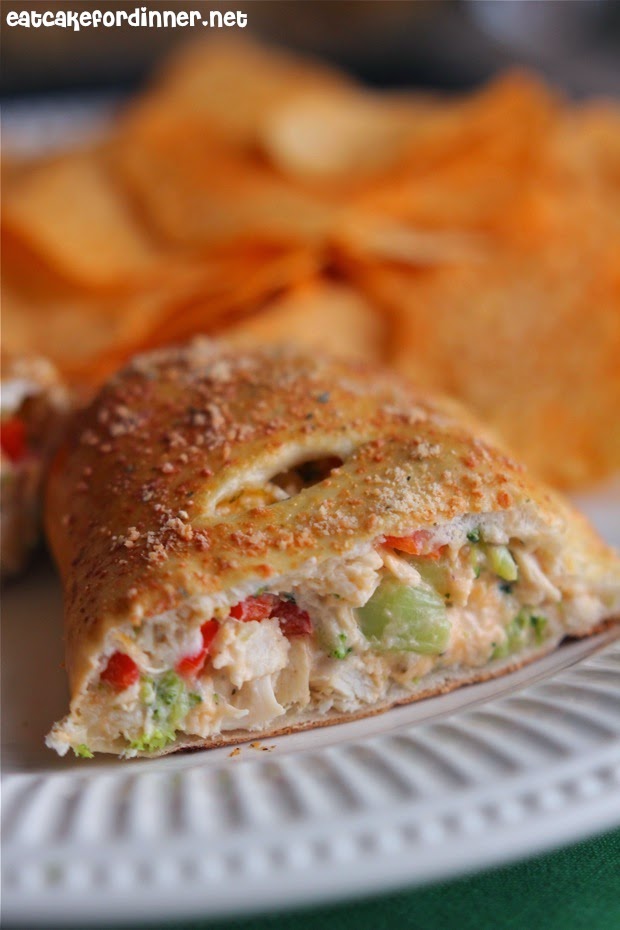 Eat Cake For Dinner: Chicken, Broccoli and Cheese Hot Pockets