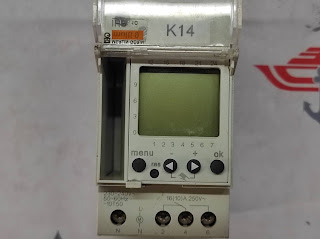 MERLIN GERIN 15720 7DAY 1 HP 1 CHANNEL TIMER