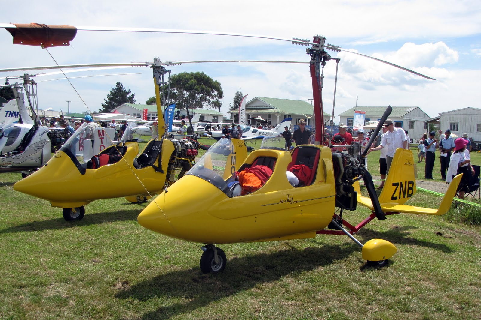 NZ Civil Aircraft: Gyrocopters at Parakai