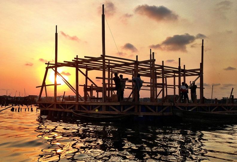 MOREXLESS: 01_FRAME SYSTEMS: Makoko Floating School