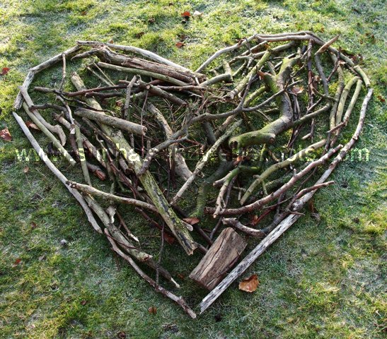 Sun Hats & Wellie Boots: Build a Giant Heart from Sticks - Outdoor Play