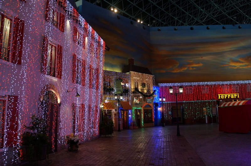 Ferrari World Abu Dhabi: o parque temático da Ferrari nos Emirados ...